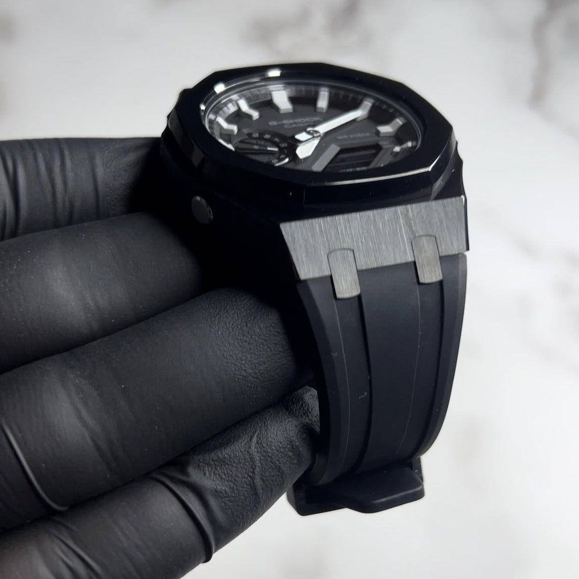 CASIOAK SILVER BEZEL AND BLACK LEATHER STRAP - GA 2100 | WATCHMODS